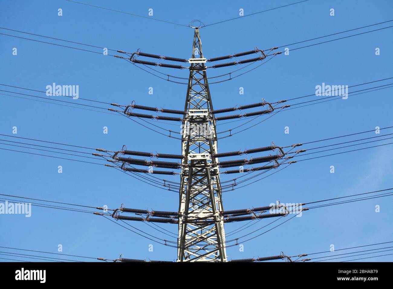 Strom pylon, Hochspannung Mast, mit Stromleitungen, Bremen, Deutschland ...