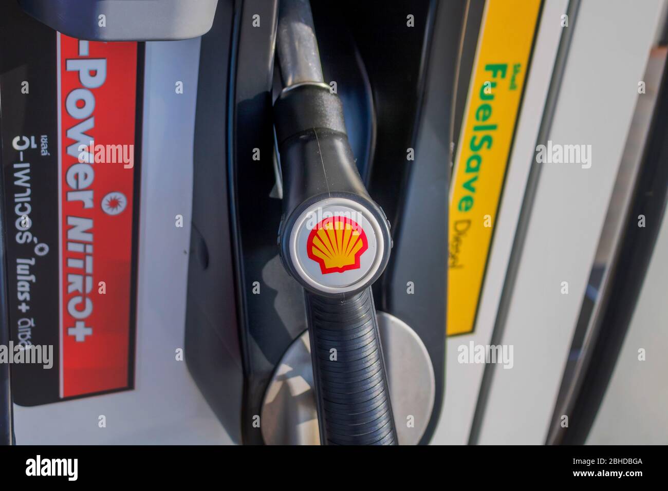 V power nitro -Fotos und -Bildmaterial in hoher Auflösung – Alamy