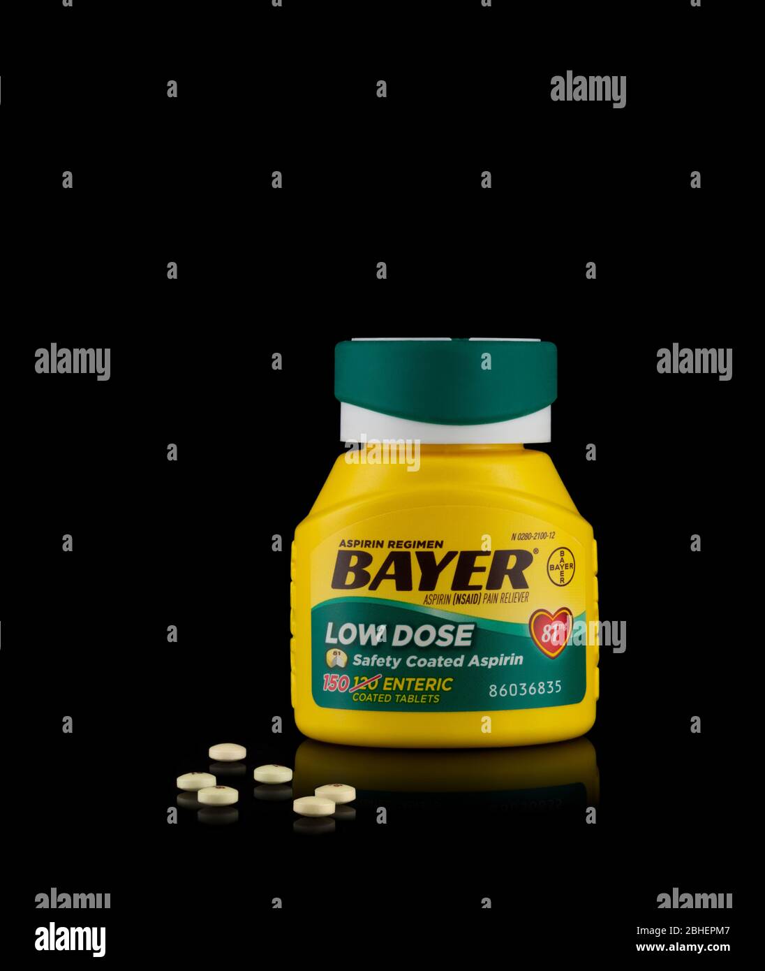 Bayer aspirin flasche -Fotos und -Bildmaterial in hoher Auflösung – Alamy