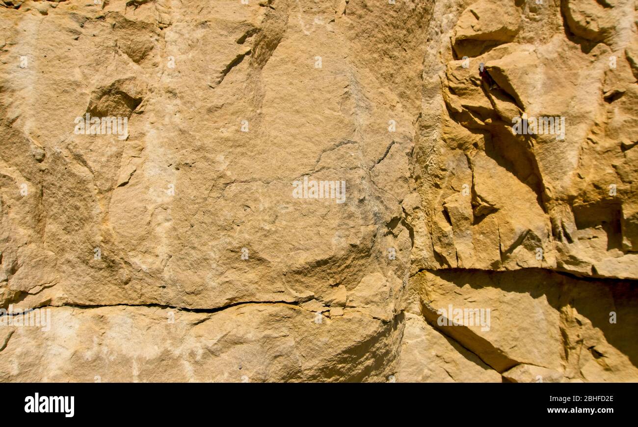 Steinstruktur und Hintergrund. Gesteinsstruktur. Die enorme Face Aging und geteilt durch riesige ...
