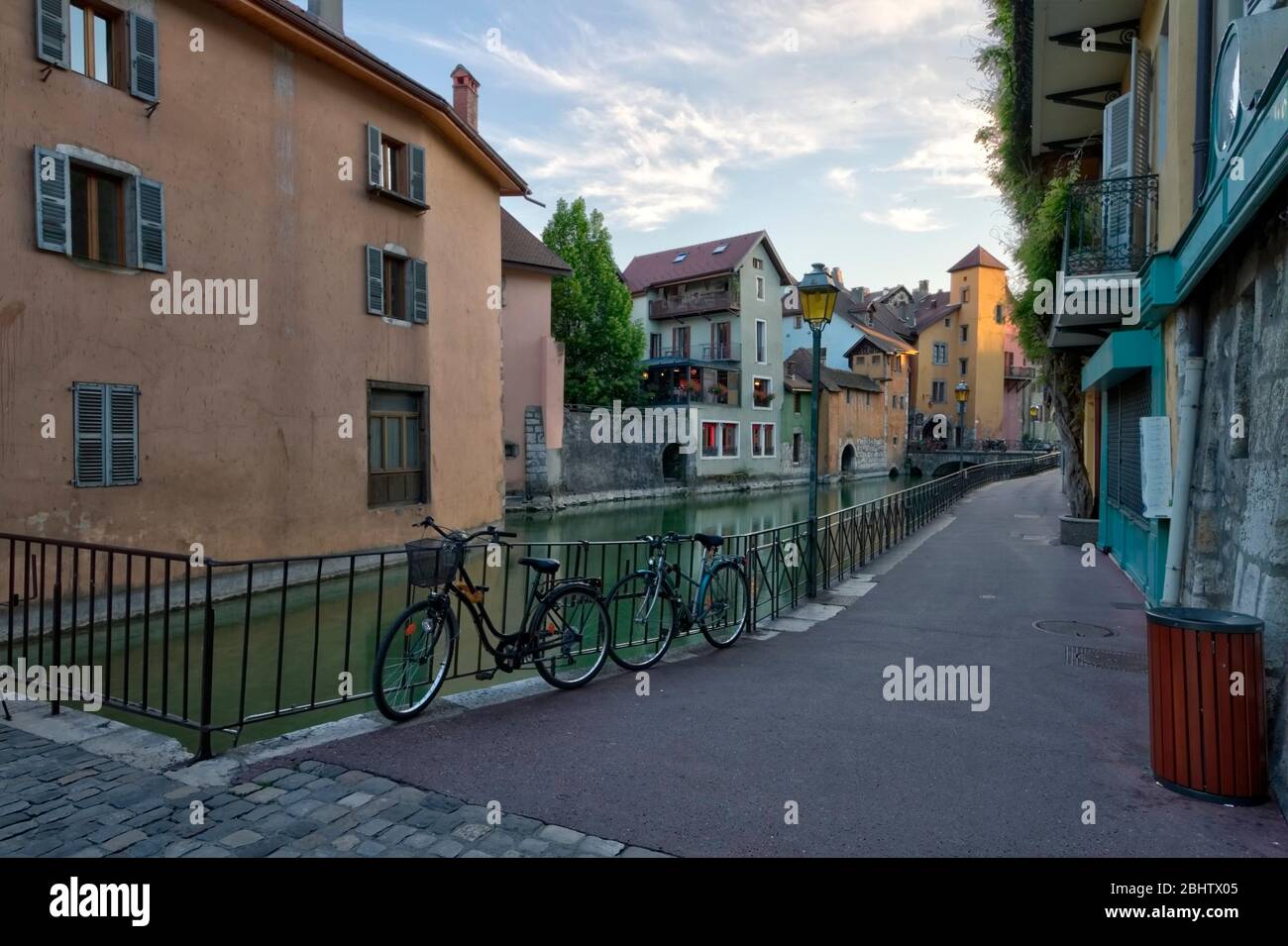 Alte architektur in annecy frankreich -Fotos und -Bildmaterial in hoher ...