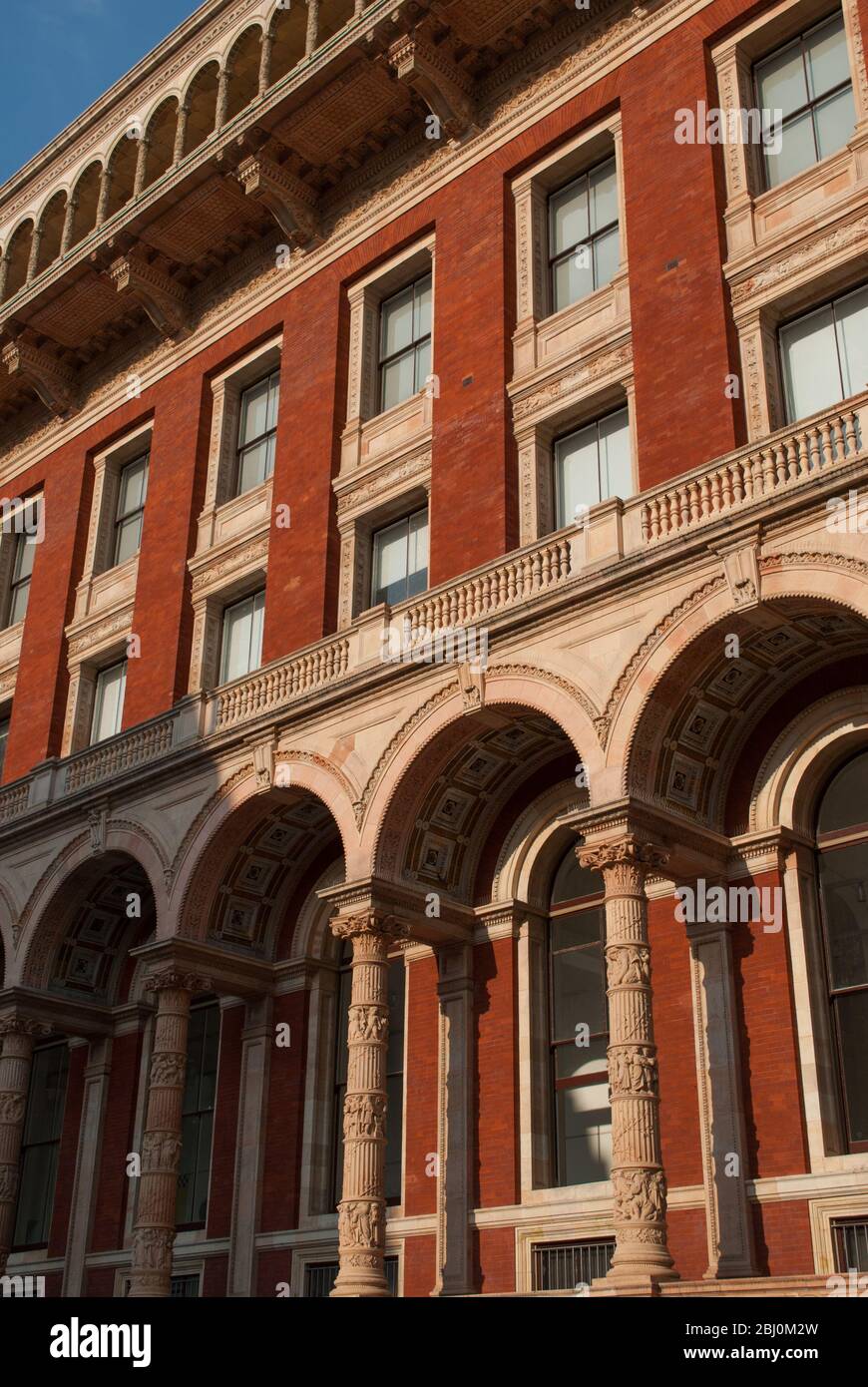 Victoria und Albert Museum Henry Cole Wing Stockfotos und -bilder ...