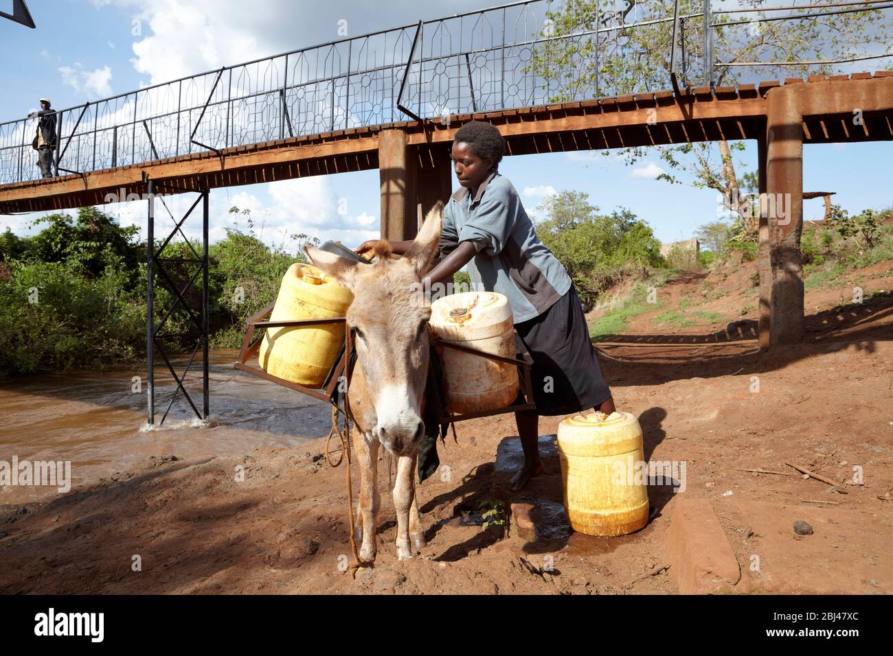 Leah Warugoru hat kein sauberes Trinkwasser in Maragua Kenia. Deshalb ...