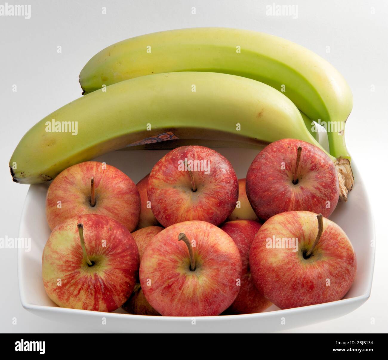 Fondo blanco manzanas rojas -Fotos und -Bildmaterial in hoher Auflösung ...