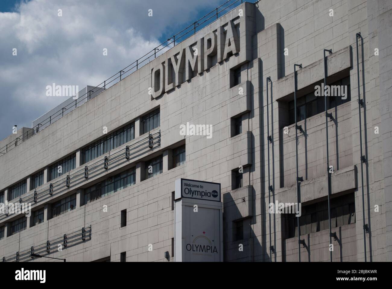 Joseph emberton architekt -Fotos und -Bildmaterial in hoher Auflösung ...