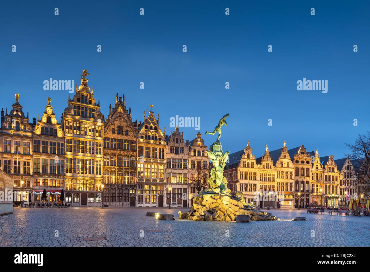 Antwerpen historische stadt -Fotos und -Bildmaterial in hoher Auflösung – Alamy
