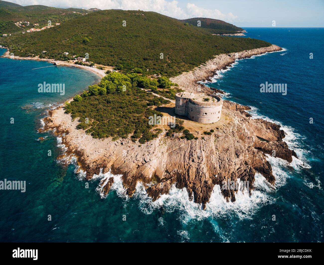 Fort Arza in der Bucht von Kotor in Montenegro, in der Adria, auf der ...
