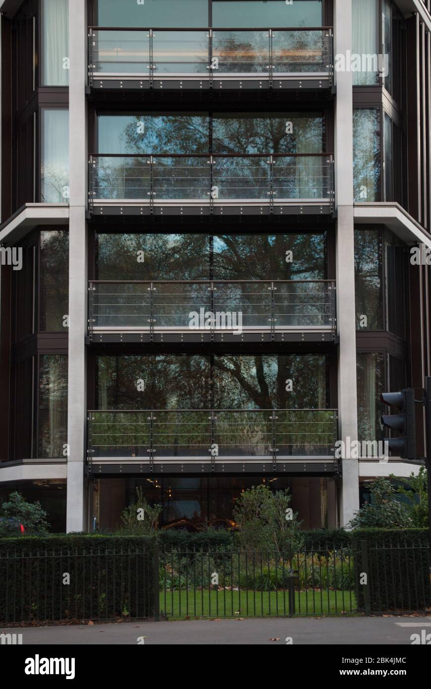 Moderne Apartments Luxuswohnanlage im Bau One Hyde Park, Knightsbridge ...