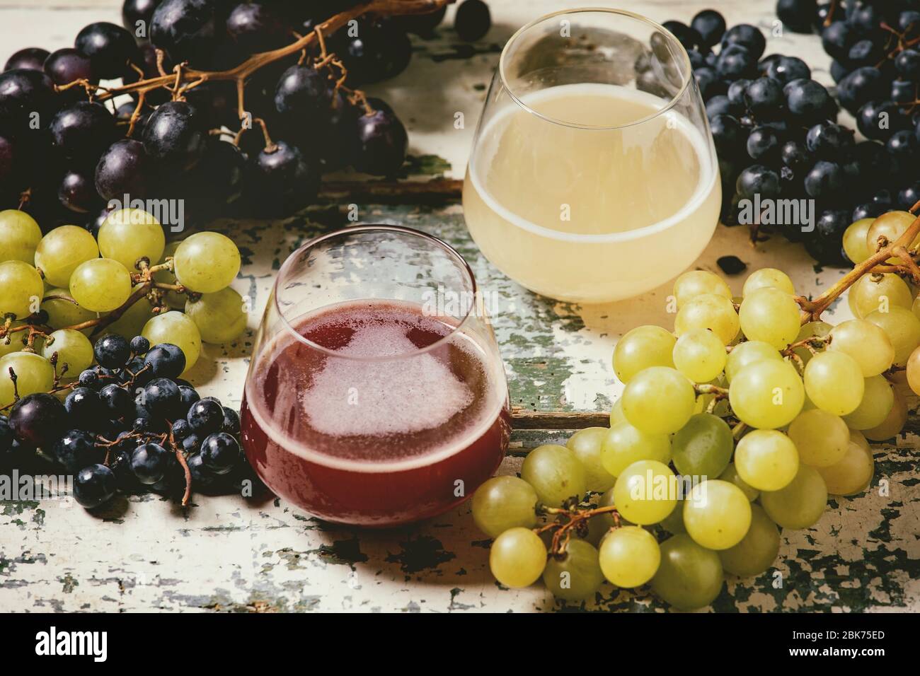 Tschechischer neuer wein -Fotos und -Bildmaterial in hoher Auflösung ...