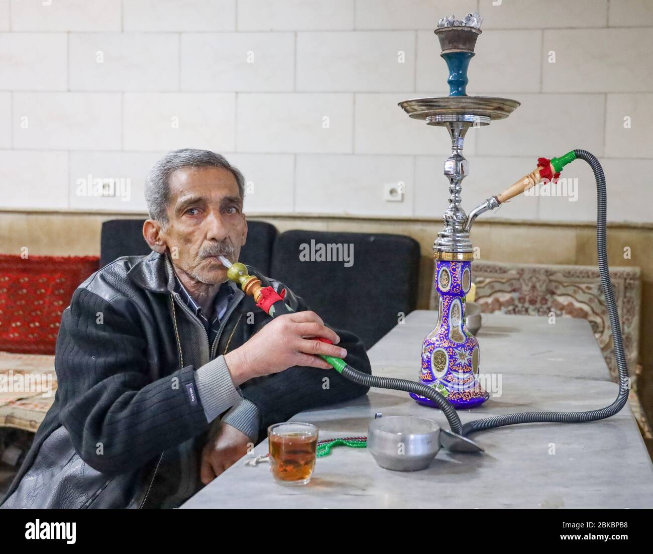 Shisha Rauchen Stockfotos und -bilder Kaufen - Alamy