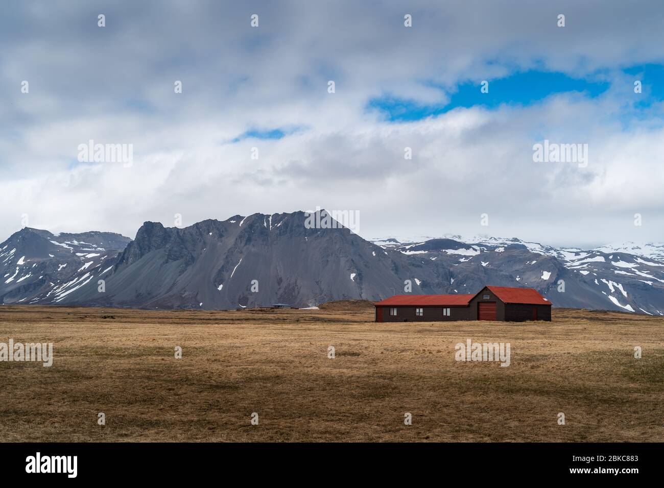 Island landschaft foto -Fotos und -Bildmaterial in hoher Auflösung – Alamy