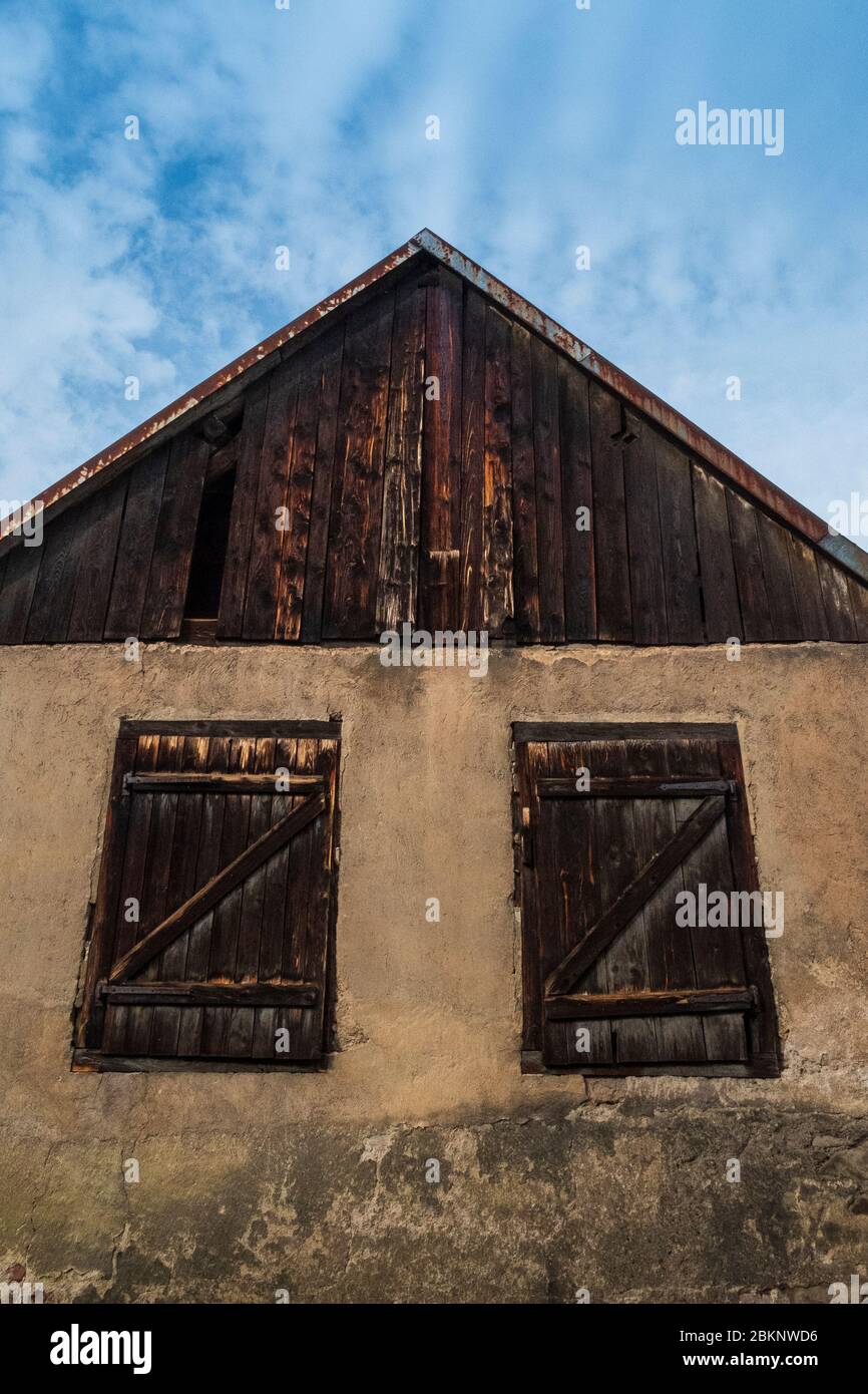 Giebel scheune -Fotos und -Bildmaterial in hoher Auflösung – Alamy