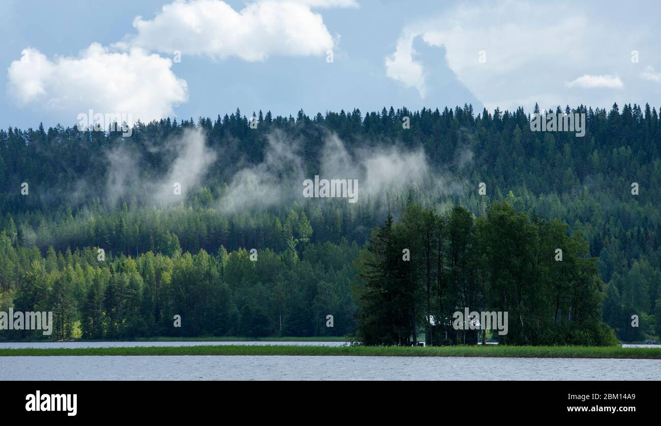 Wasserdampf Steigt Stockfotos und -bilder Kaufen - Alamy