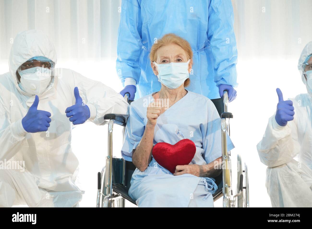 Arzt und Krankheitskontrolle Experten Team kann Patienten COVID 19 ...