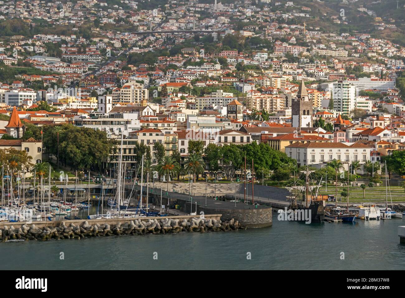 Funchal waterfront -Fotos und -Bildmaterial in hoher Auflösung – Alamy