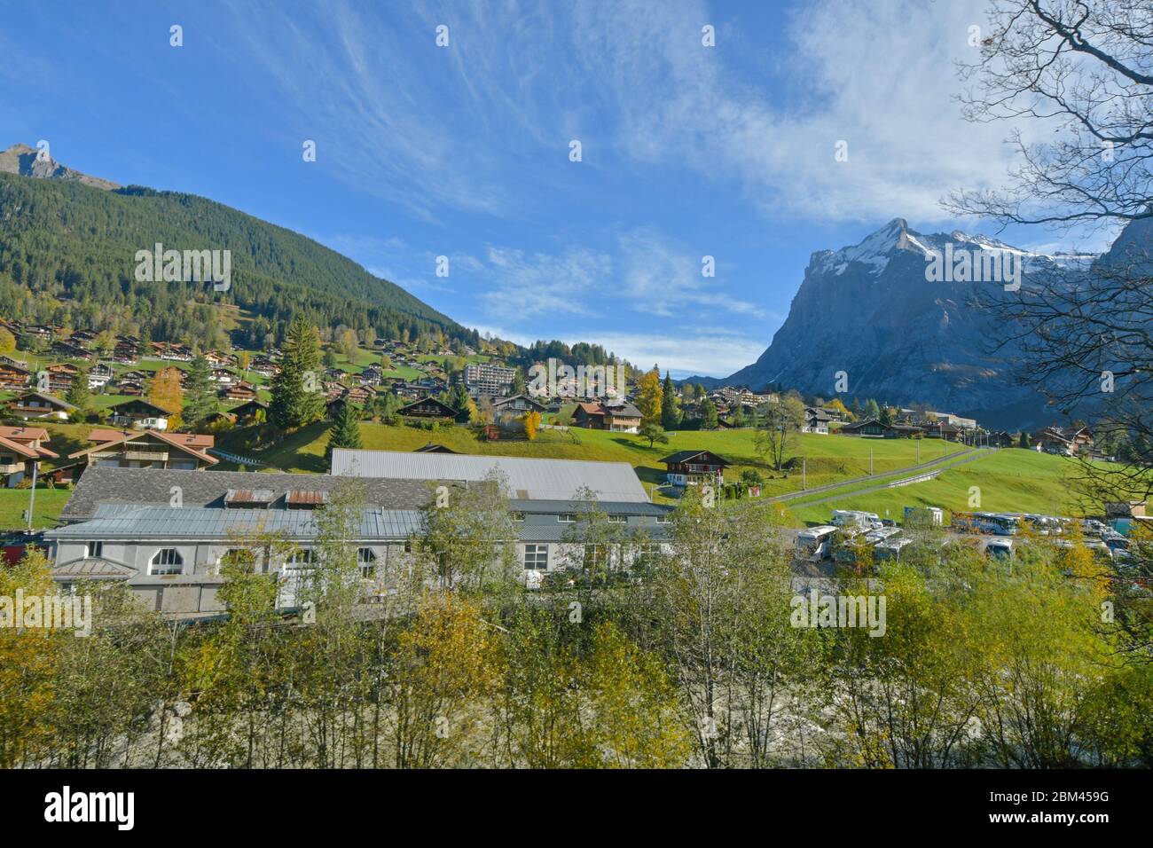 Blick auf grindelwald -Fotos und -Bildmaterial in hoher Auflösung – Alamy