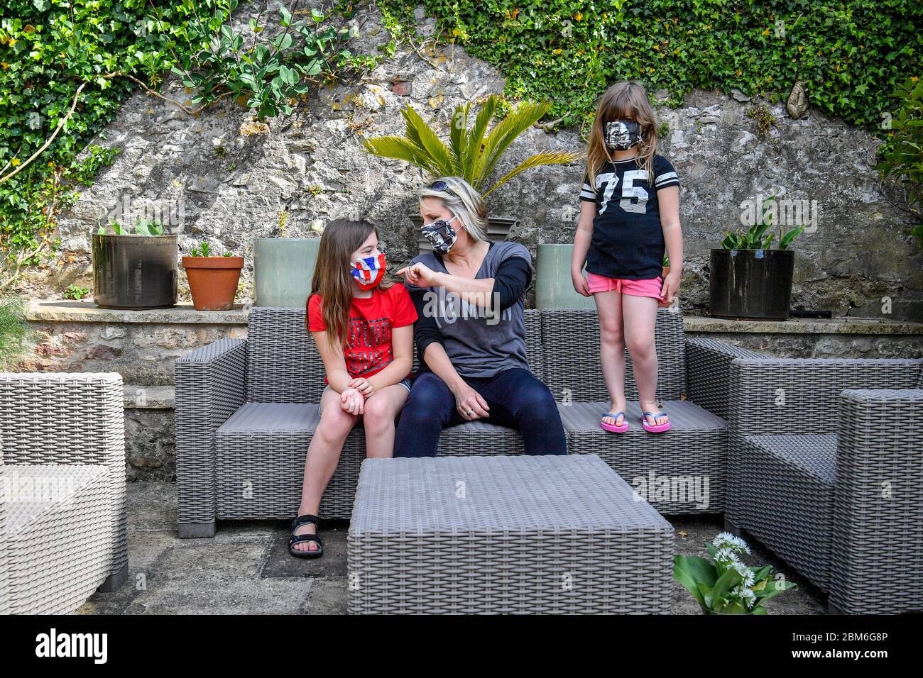 Ihre kinder ava -Fotos und -Bildmaterial in hoher Auflösung – Alamy