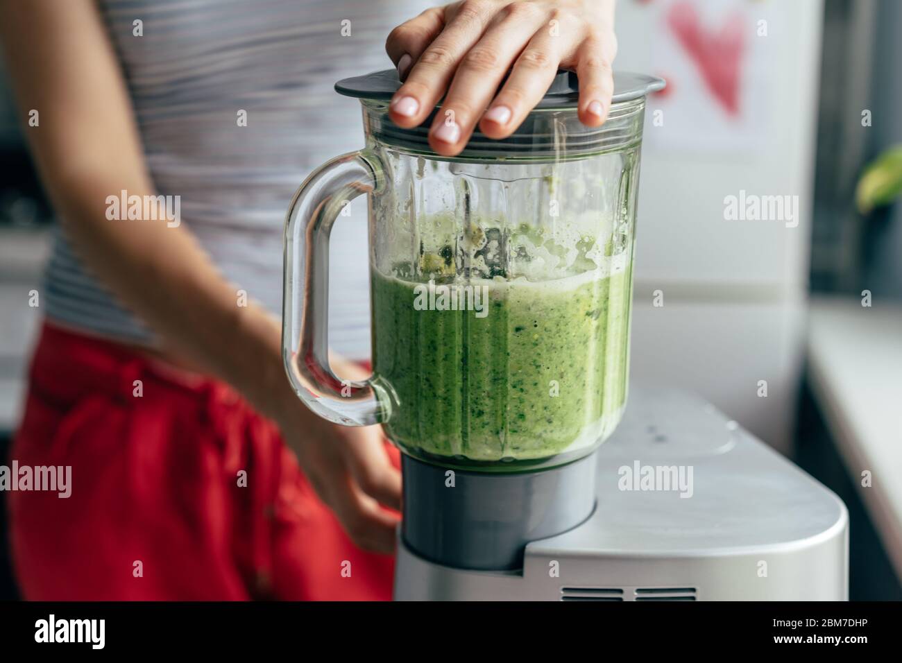 Essen mixer -Fotos und -Bildmaterial in hoher Auflösung – Alamy