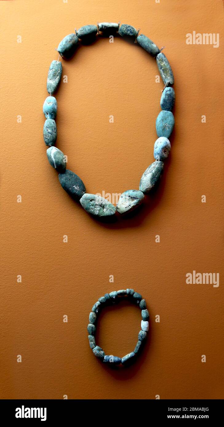 Museum stone age neolithic -Fotos und -Bildmaterial in hoher Auflösung ...