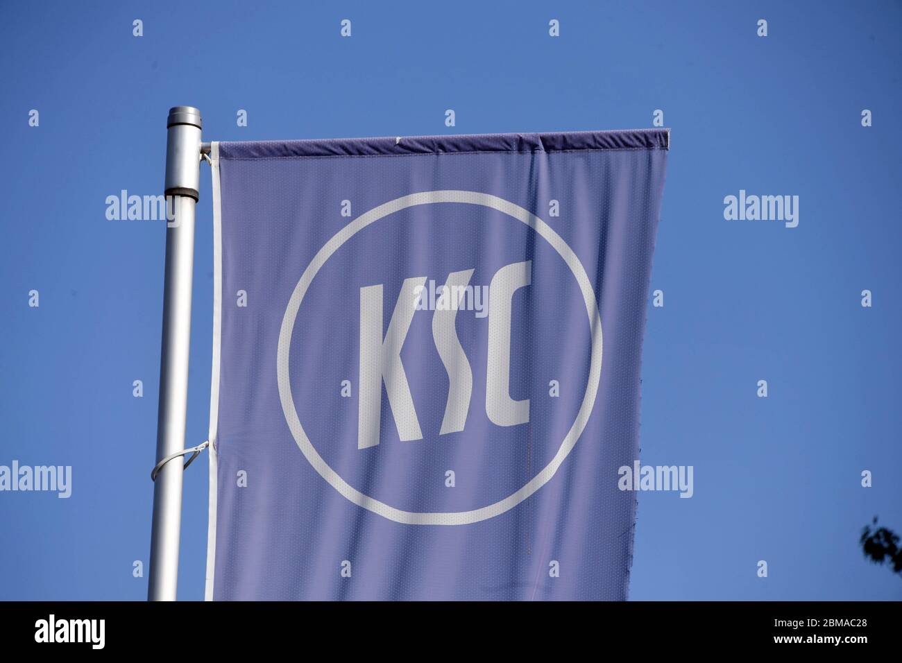 Karlsruher sc logo -Fotos und -Bildmaterial in hoher Auflösung – Alamy