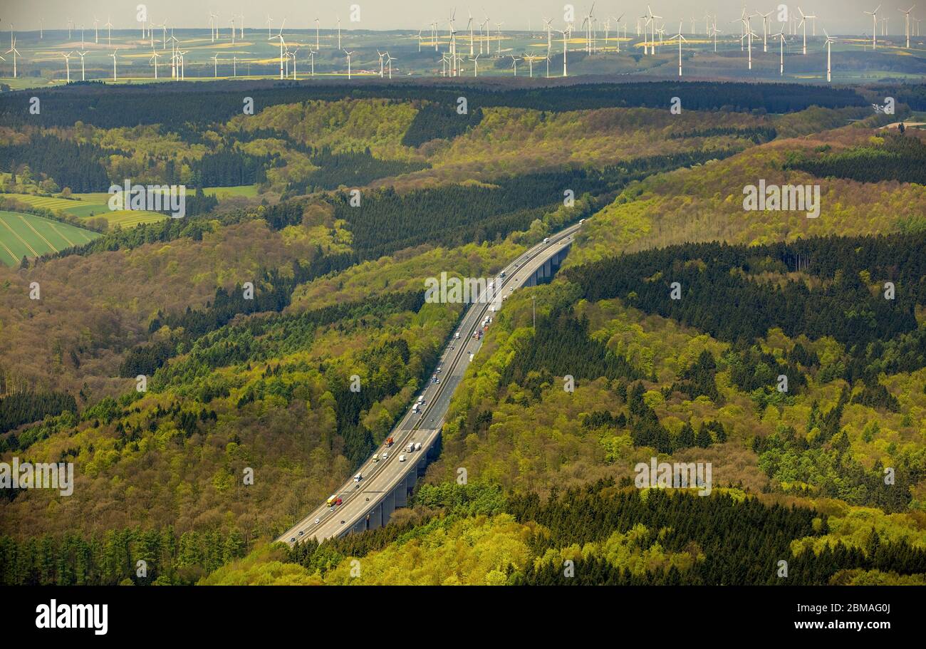 Mit der autobrücke a44 nord -Fotos und -Bildmaterial in hoher Auflösung – Alamy