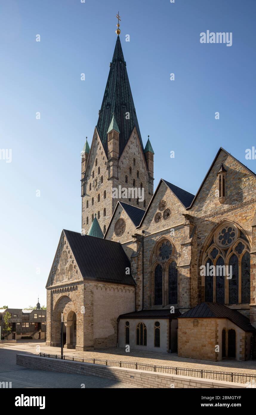 Paderborner dom -Fotos und -Bildmaterial in hoher Auflösung – Alamy