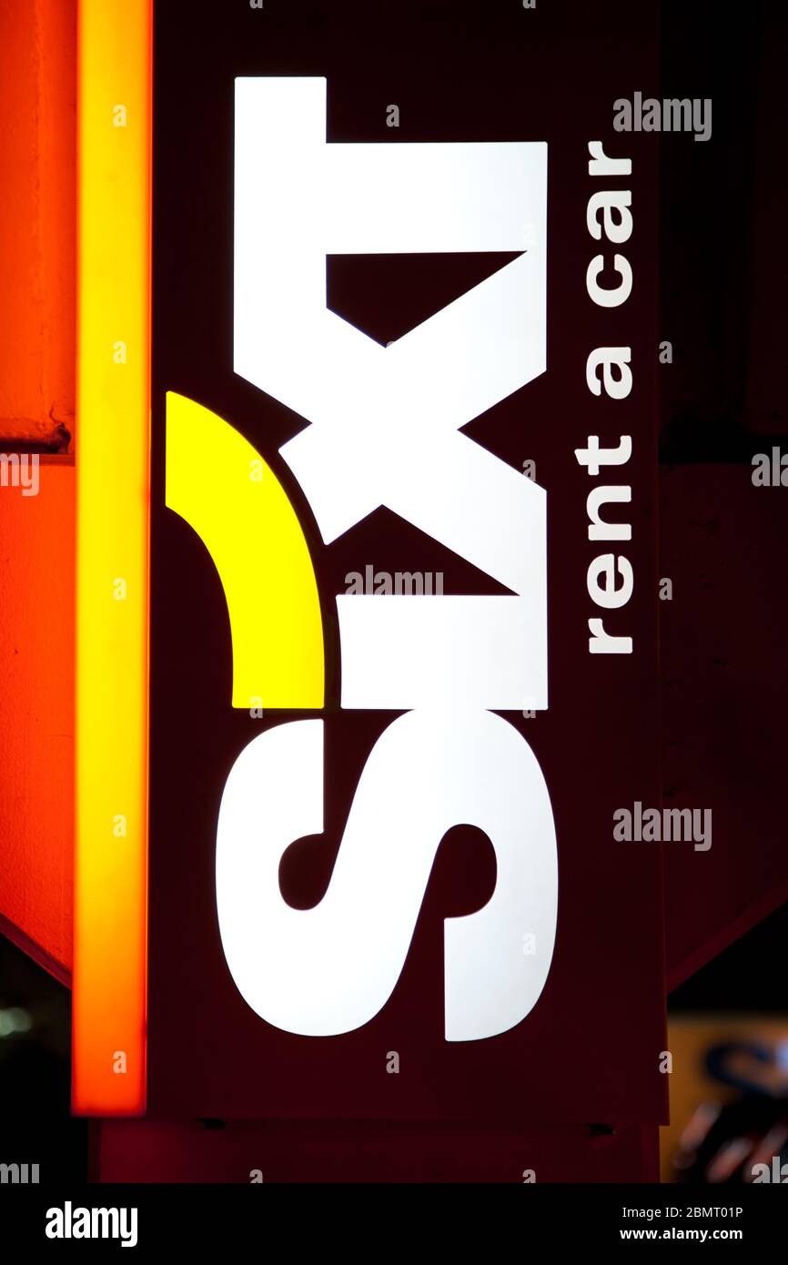 Sixt Logo Stockfotos und -bilder Kaufen - Alamy