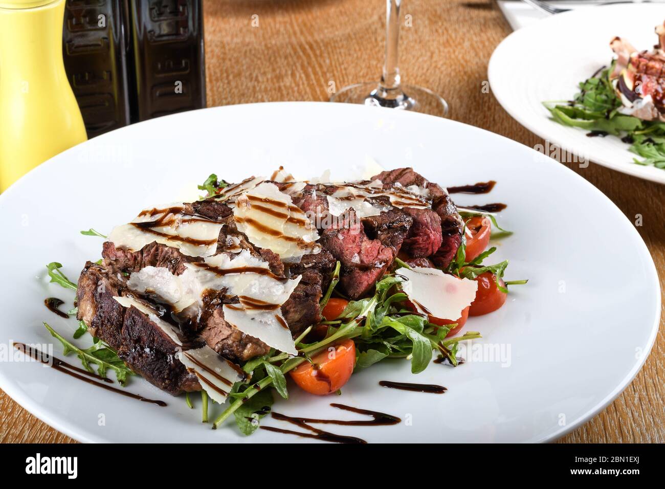 Ribeye di manzo tenero -Fotos und -Bildmaterial in hoher Auflösung – Alamy