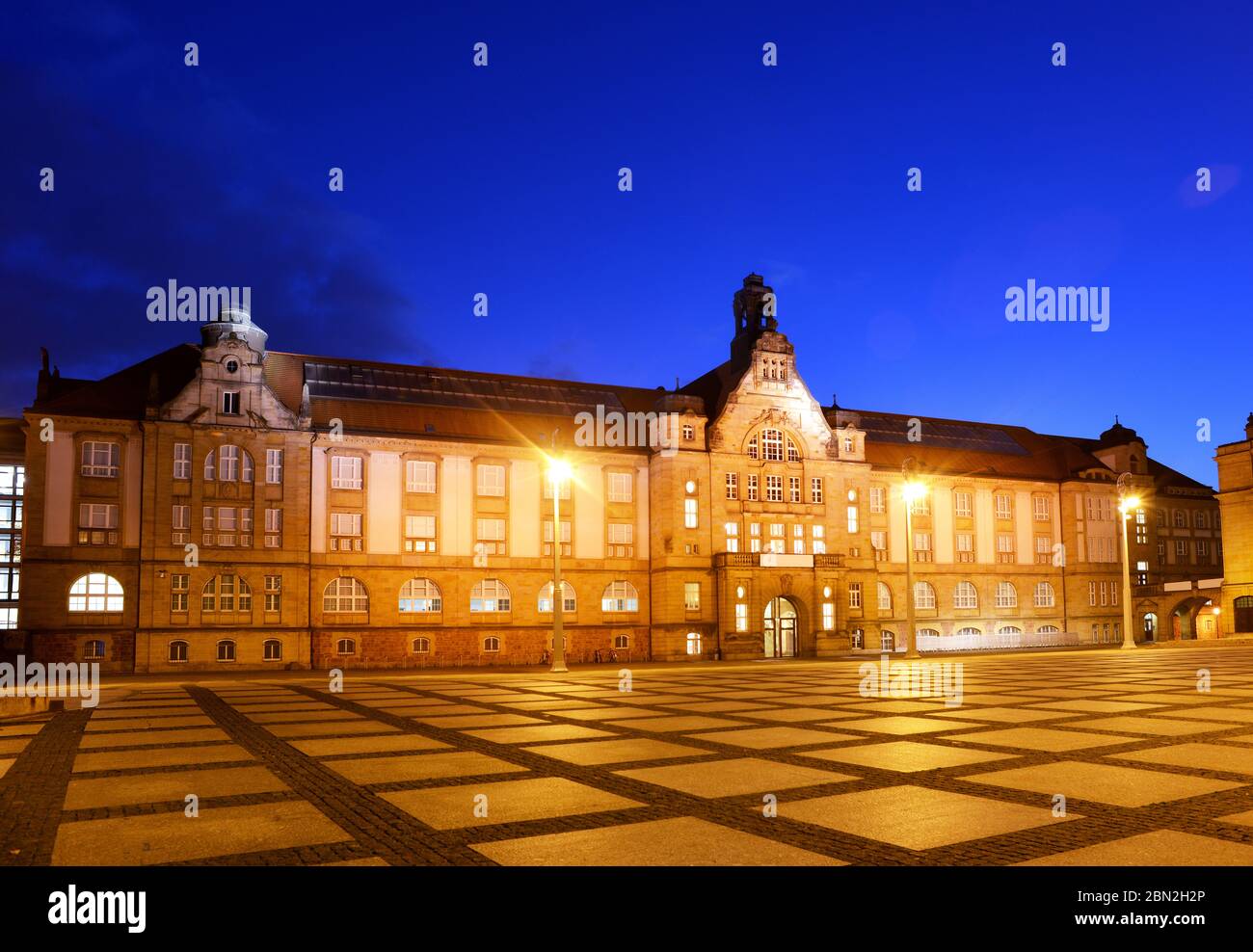 Chemnitzer opernhaus -Fotos und -Bildmaterial in hoher Auflösung – Alamy