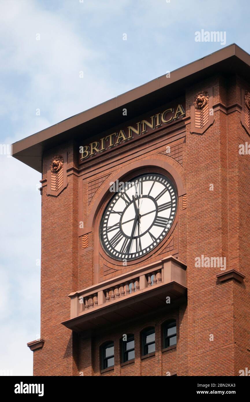 Britannica building -Fotos und -Bildmaterial in hoher Auflösung – Alamy