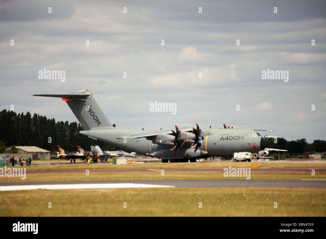 Raf airbus a400 -Fotos und -Bildmaterial in hoher Auflösung - Seite 2 ...