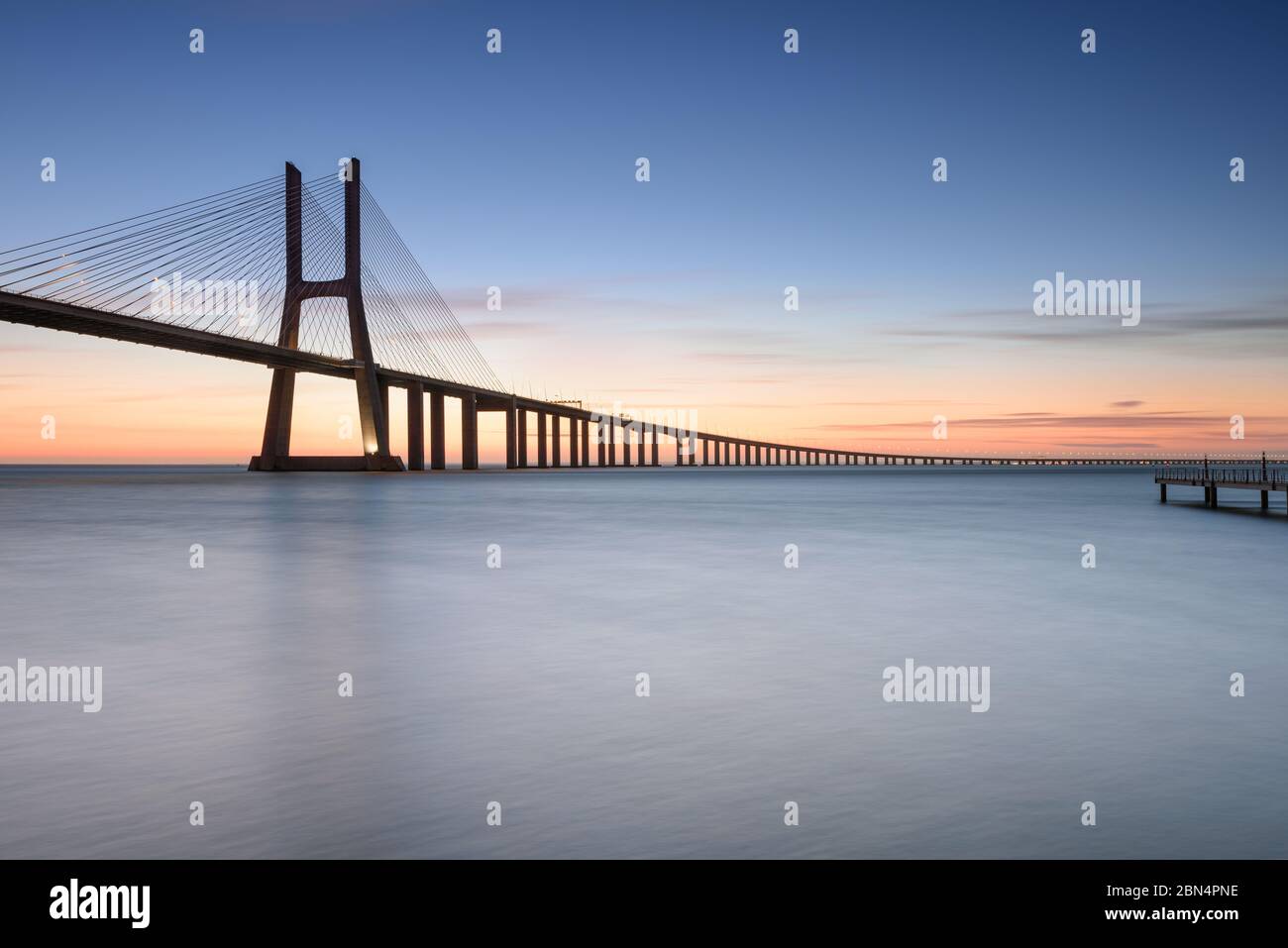 Brucken In Lissabon
