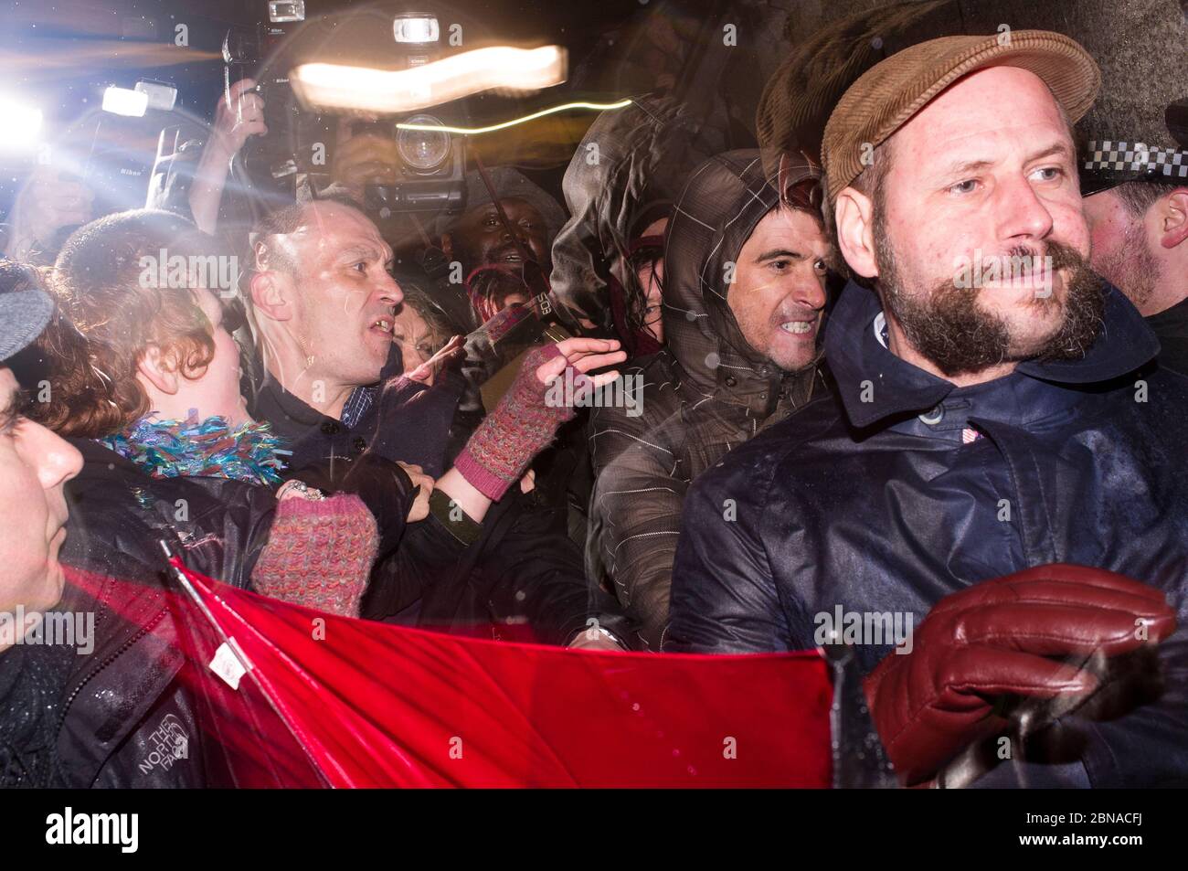 Anti Baroness Thatcher Proteste feiern ihren Tod, Trafalgar Square ...