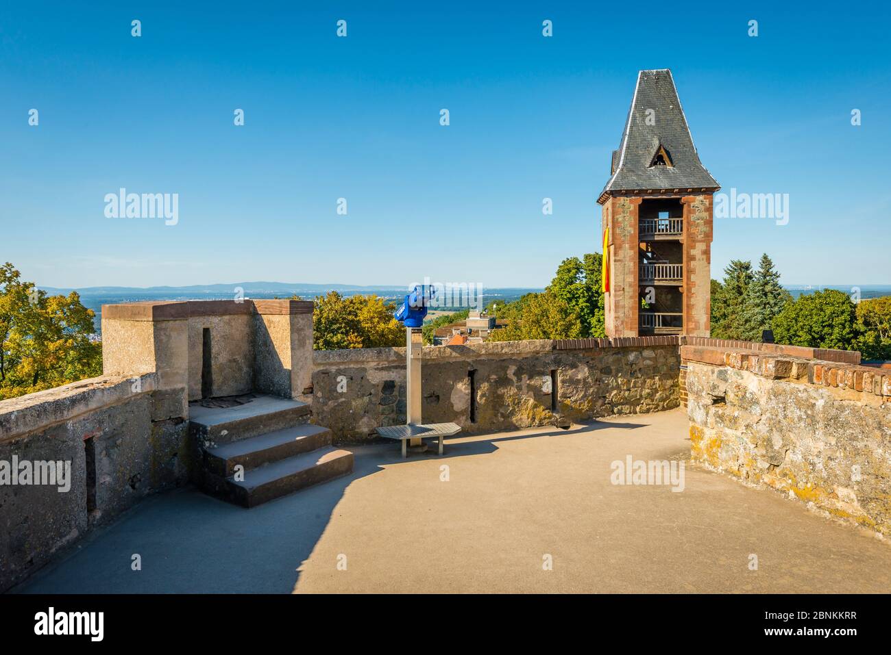 Burg Frankenstein südlich von Darmsatdt, Eberstadt, Odenwald, mystische ...