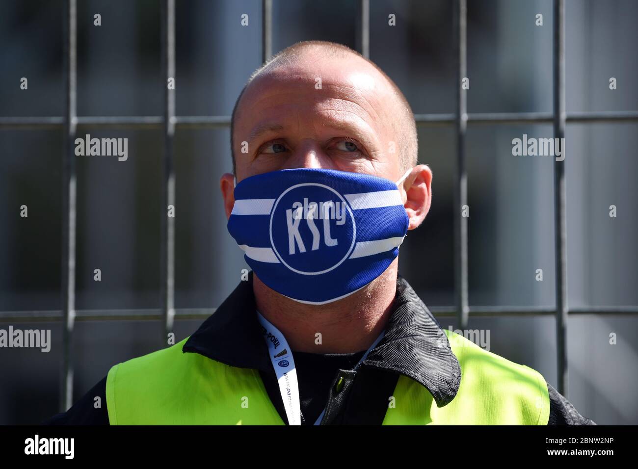 Karlsruher sc logo -Fotos und -Bildmaterial in hoher Auflösung – Alamy