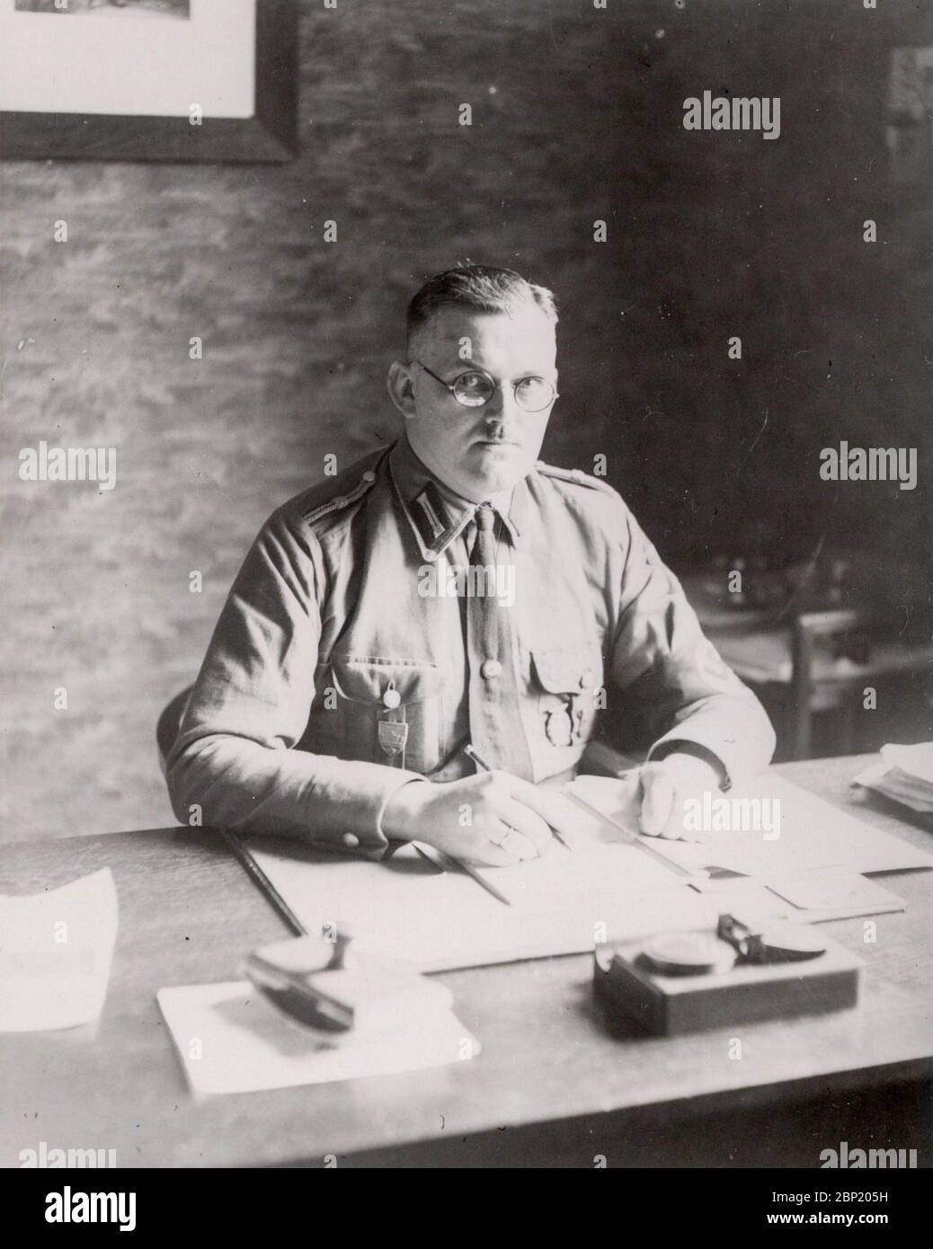 Heinrich hoffmann fotograf zu adolf hitler -Fotos und -Bildmaterial in ...