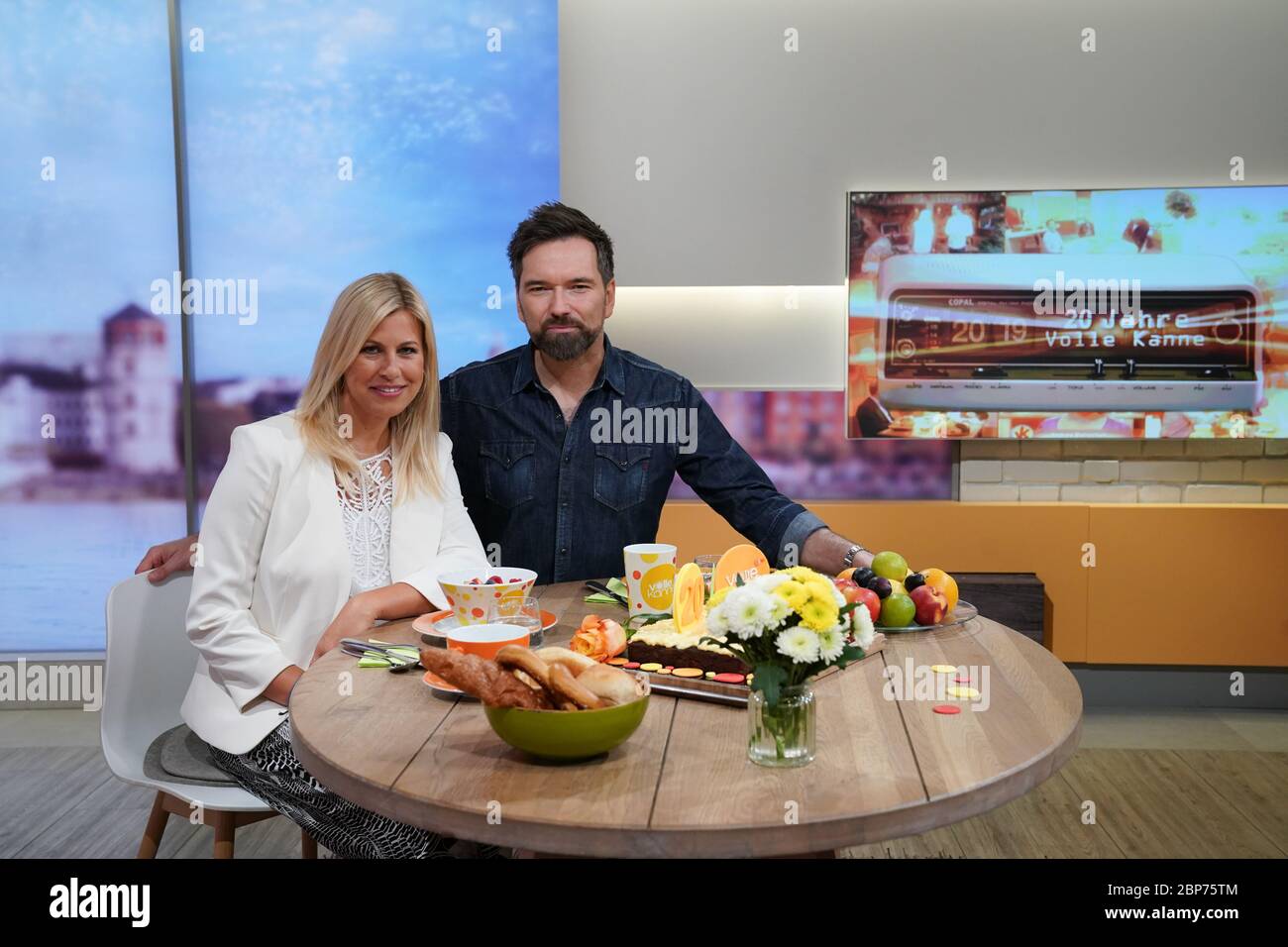 Fototermin 20 Jahre ZDF-Sendung 'volle Kanne' mit Nadine Krueger und ...