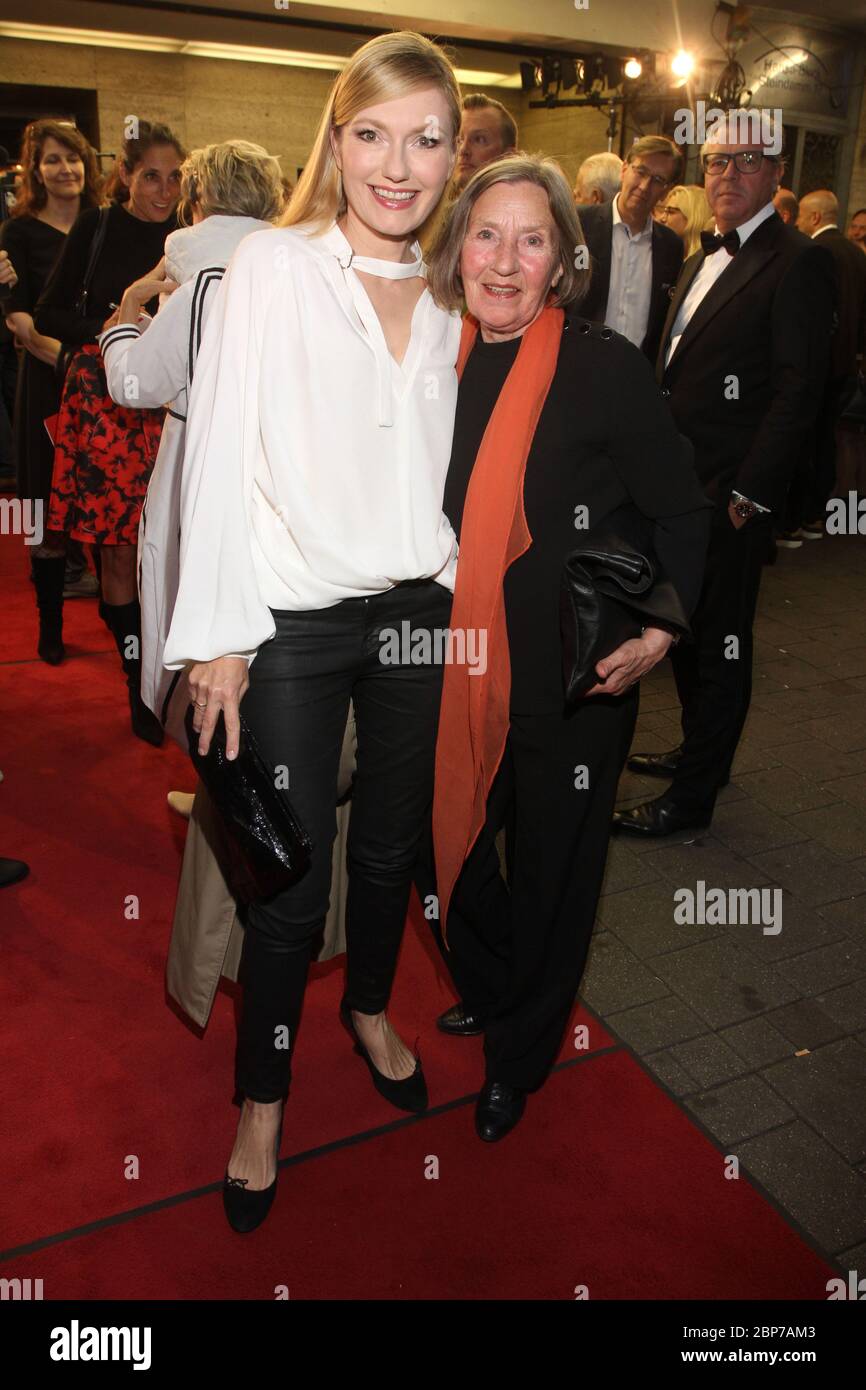 Johanna christine gehlen -Fotos und -Bildmaterial in hoher Auflösung ...