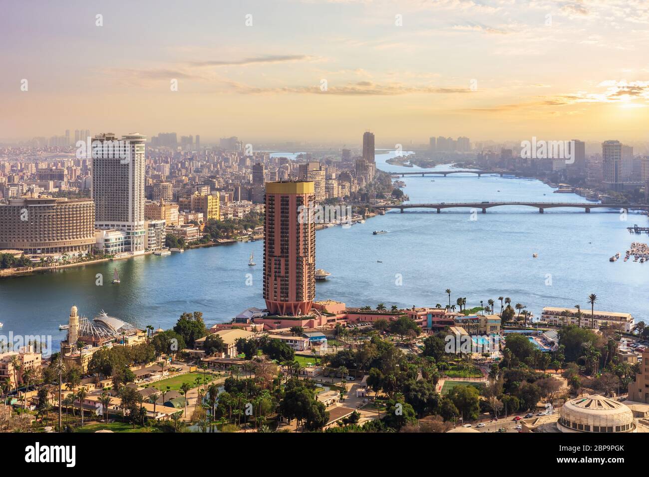 Africa egypt cairo aerial -Fotos und -Bildmaterial in hoher Auflösung - Seite 3 - Alamy