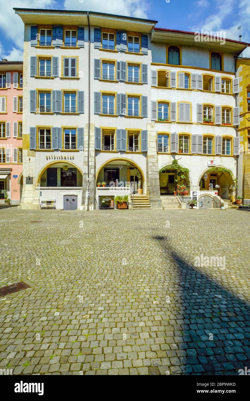 Gebäude am Ring in der Altstadt Biel/Bienne ist eine Gemeinde und ...