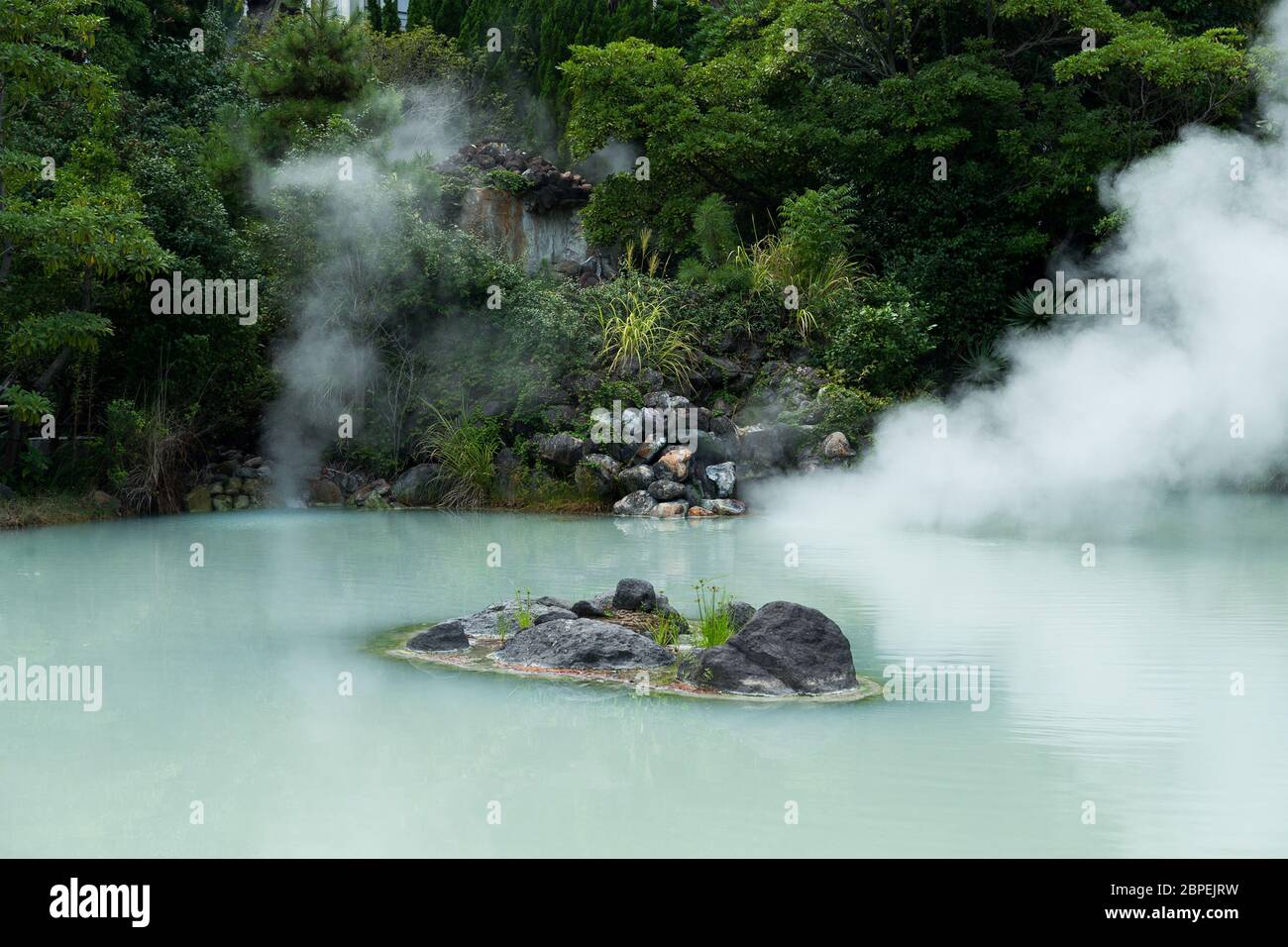 Shiraike jigoku -Fotos und -Bildmaterial in hoher Auflösung – Alamy