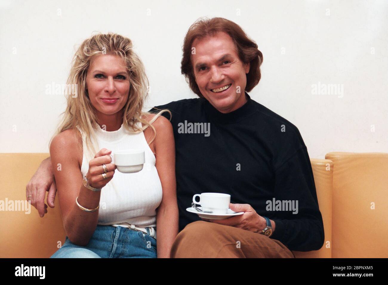 Chris Roberts - RTL - der deutsche Sänger und Schauspieler Chris Roberts mit seiner Frau Claudia ...