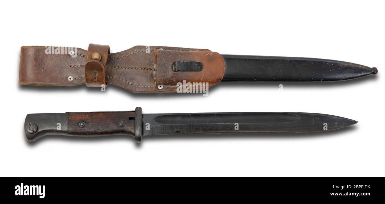 Bajonett der Deutschen ww2 Gewehr auf weißem Hintergrund ...