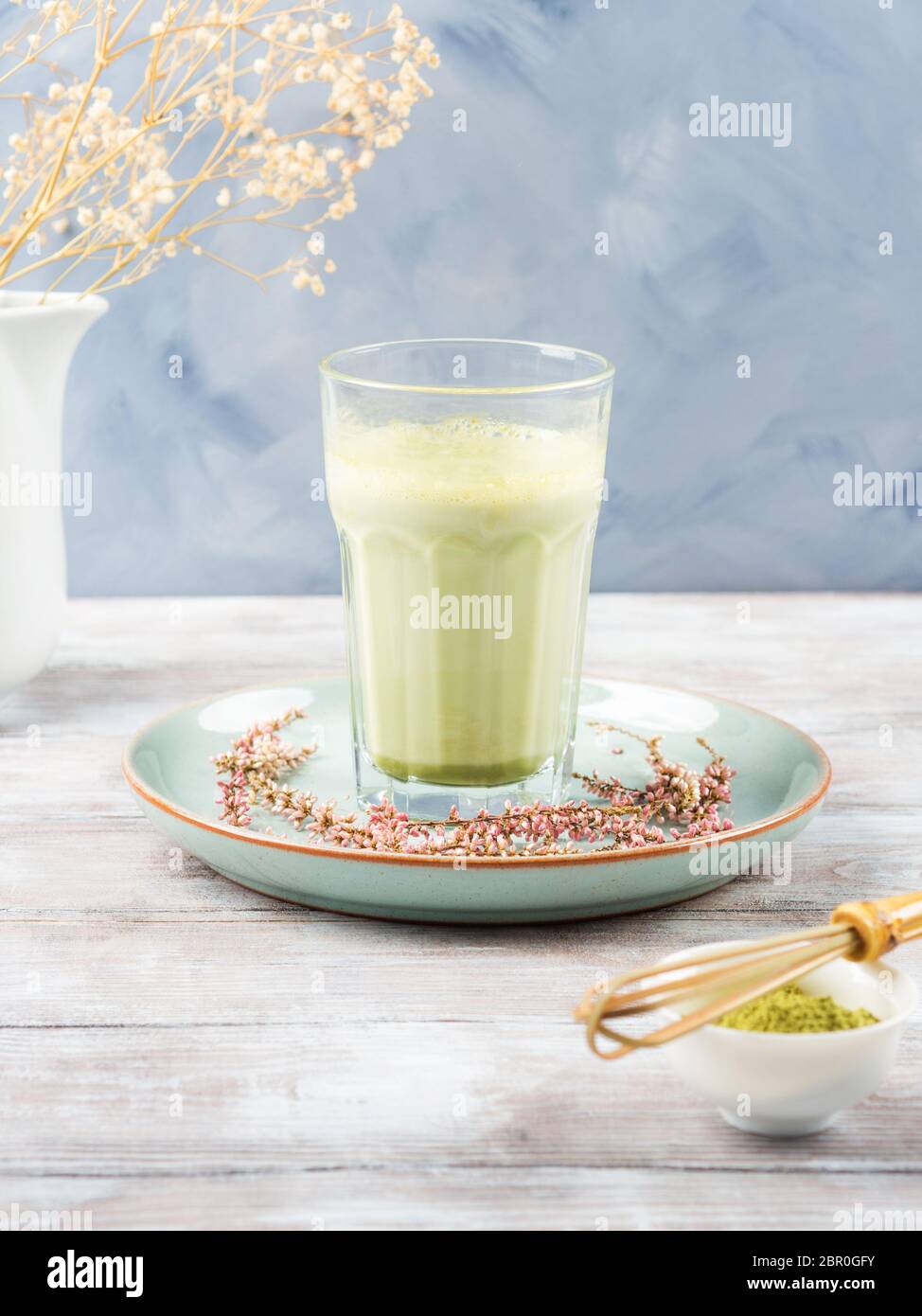 Blumen Im Glas Stockfotos und -bilder Kaufen - Alamy