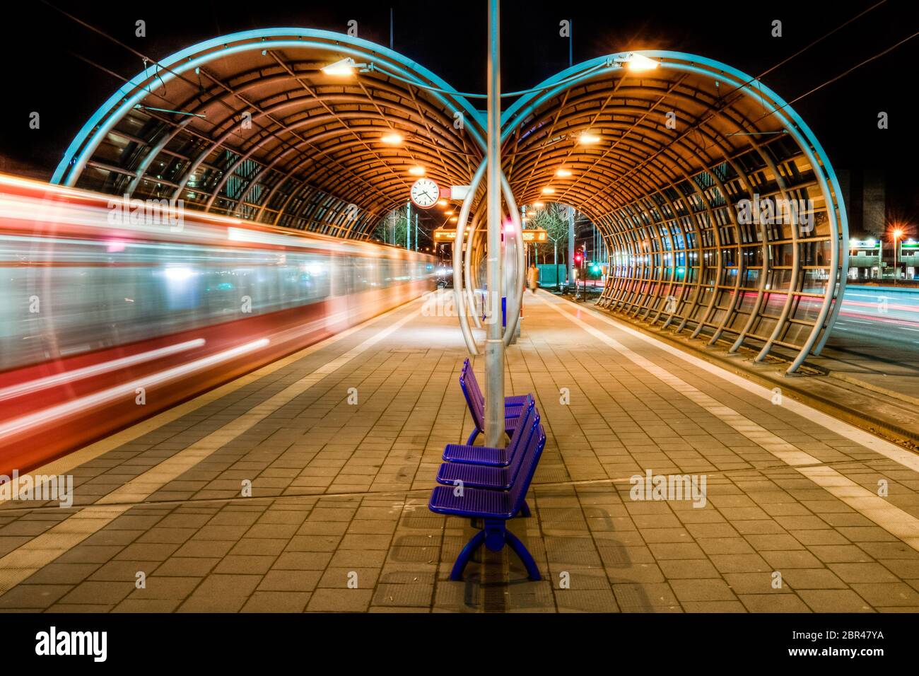 U bahn bonn -Fotos und -Bildmaterial in hoher Auflösung – Alamy