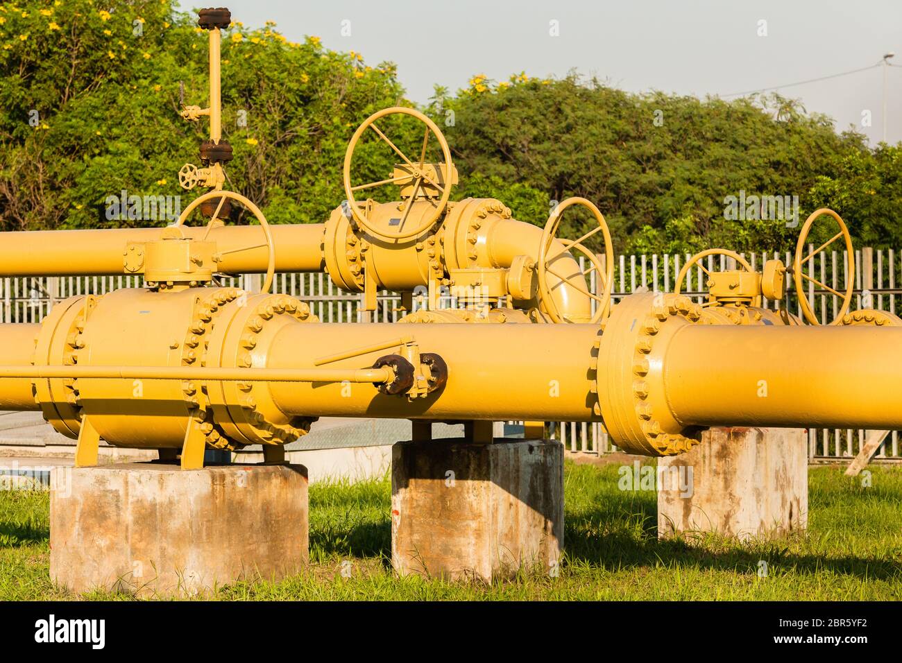 Mechanische ventile -Fotos und -Bildmaterial in hoher Auflösung – Alamy