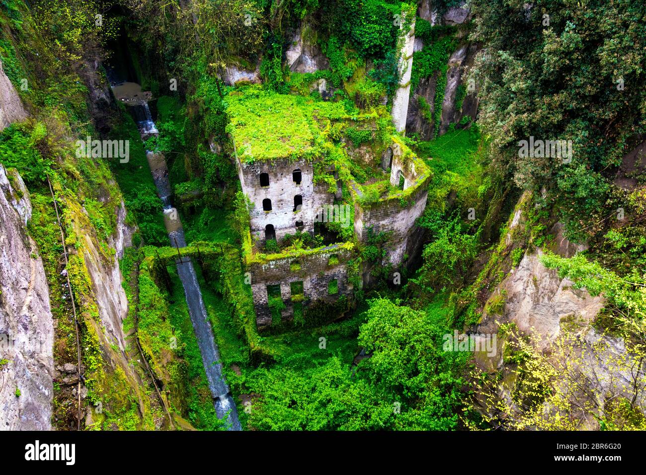Vallone dei mulini -Fotos und -Bildmaterial in hoher Auflösung – Alamy