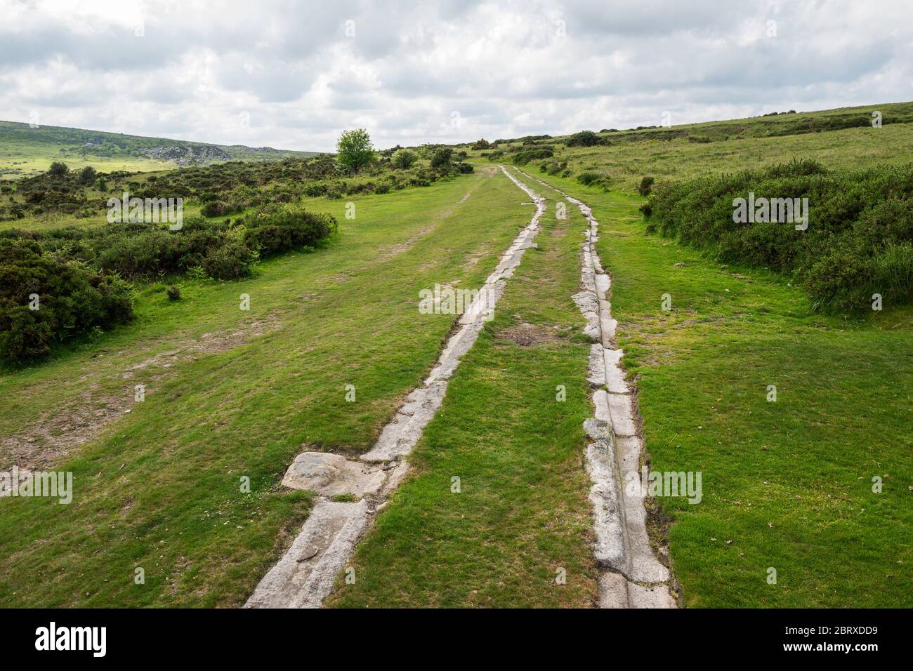 Haytor Granite Tramway (1820) wurde gebaut, um Granit von Haytor Quarry ...