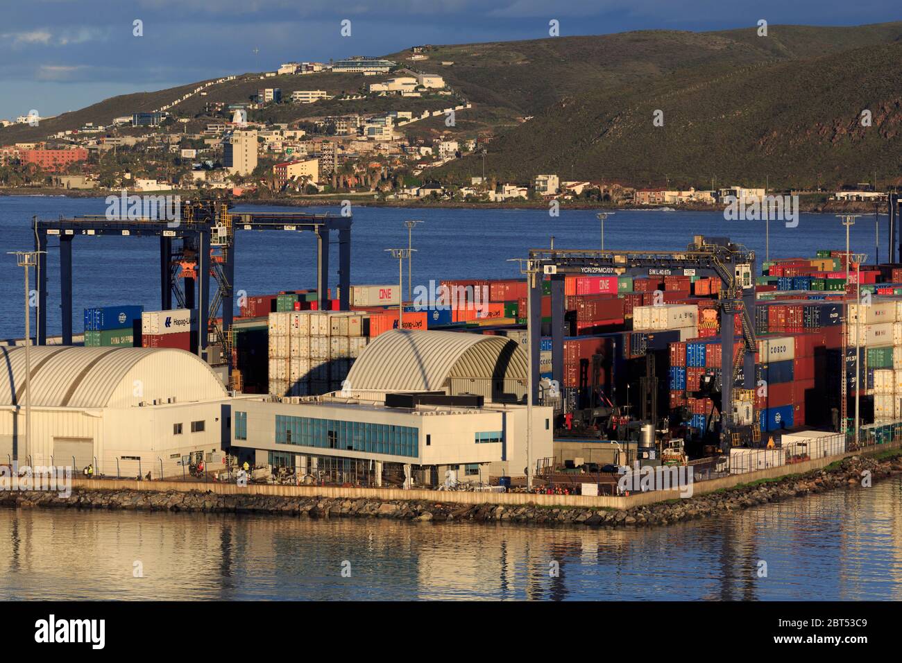 Mexikanische containerstadt -Fotos und -Bildmaterial in hoher Auflösung ...