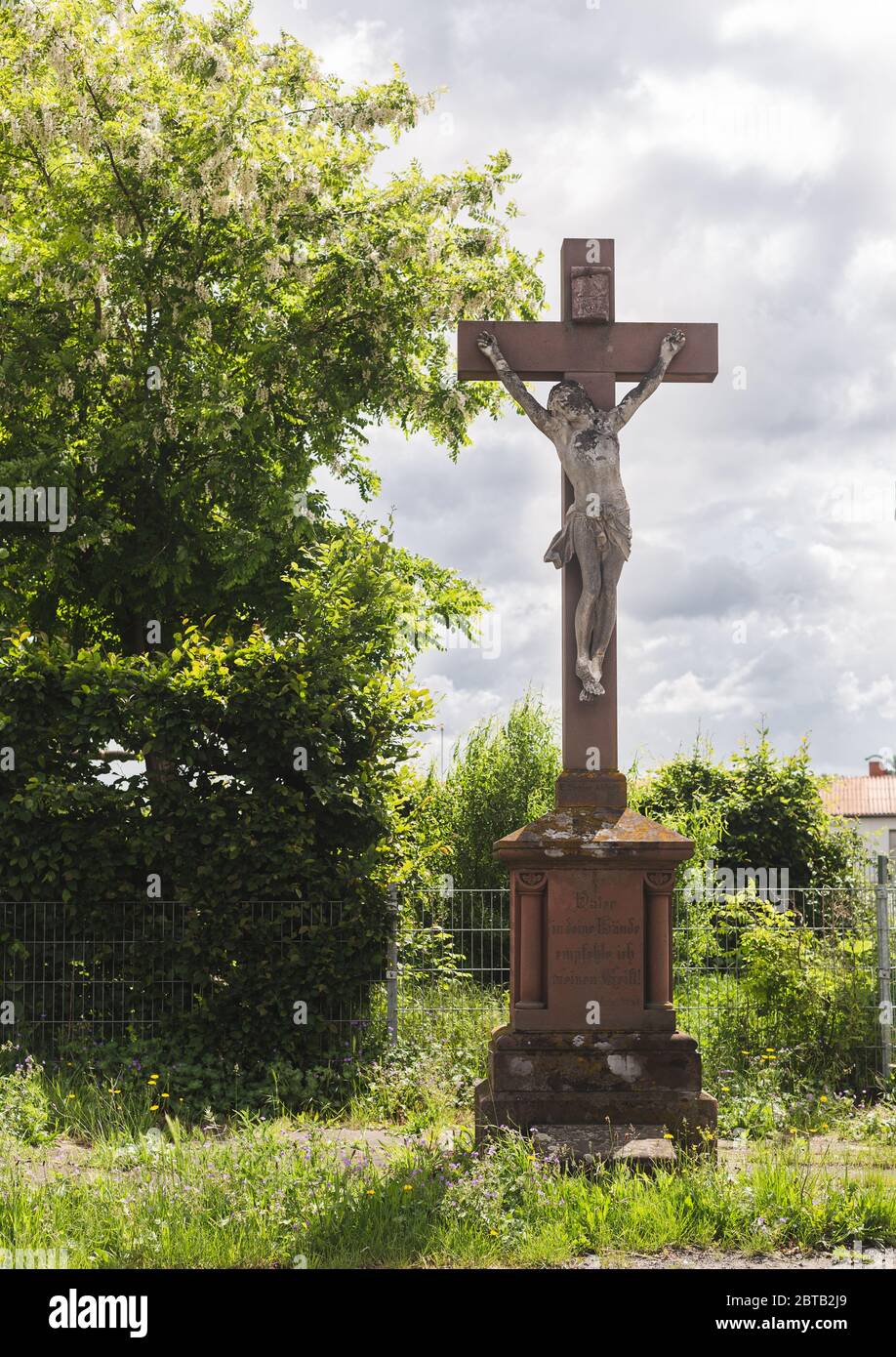Christliche symbole der auferstehung -Fotos und -Bildmaterial in hoher Auflösung – Alamy